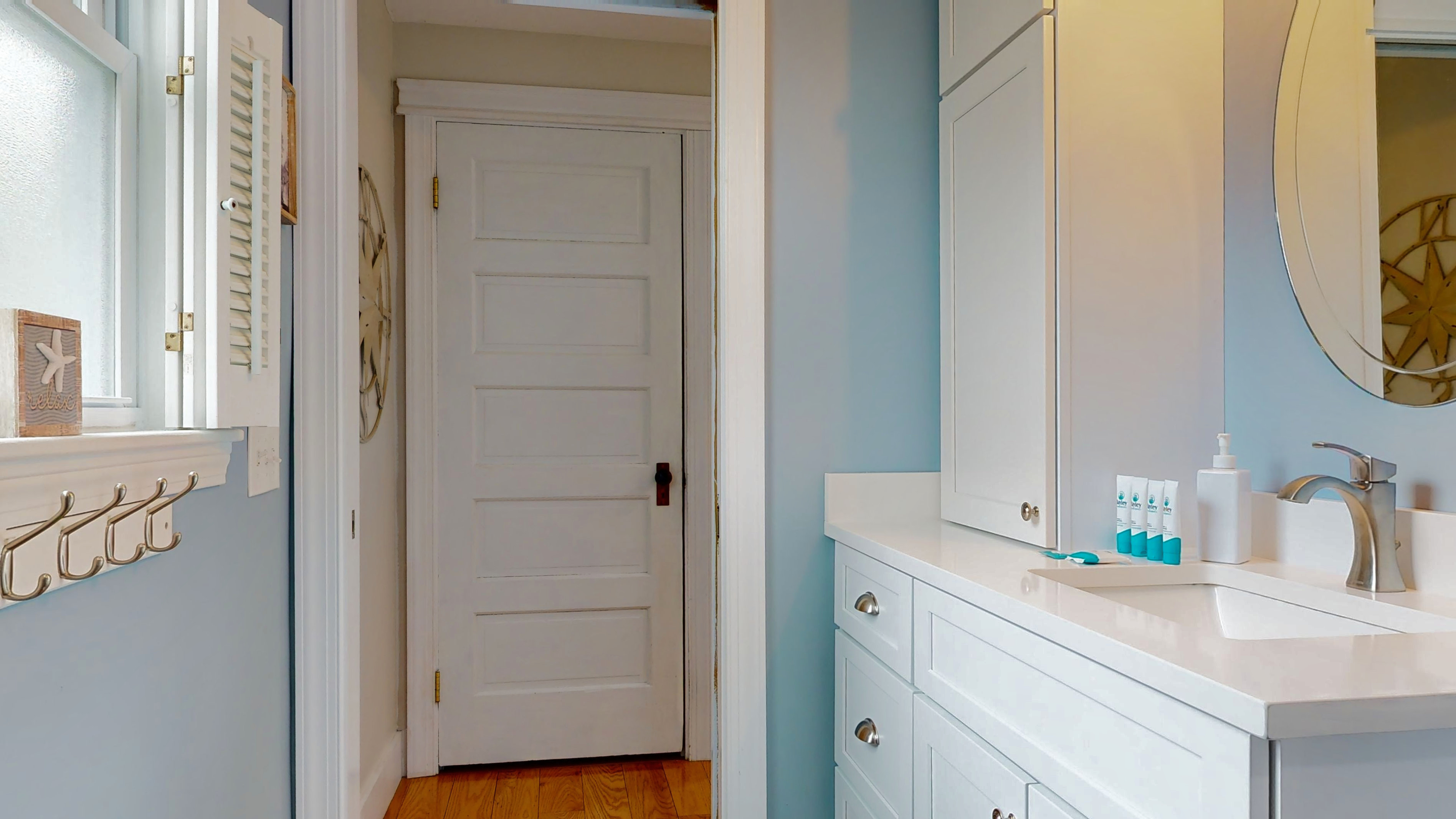Beachwood Cottage – Pine Point Bliss Rentals
