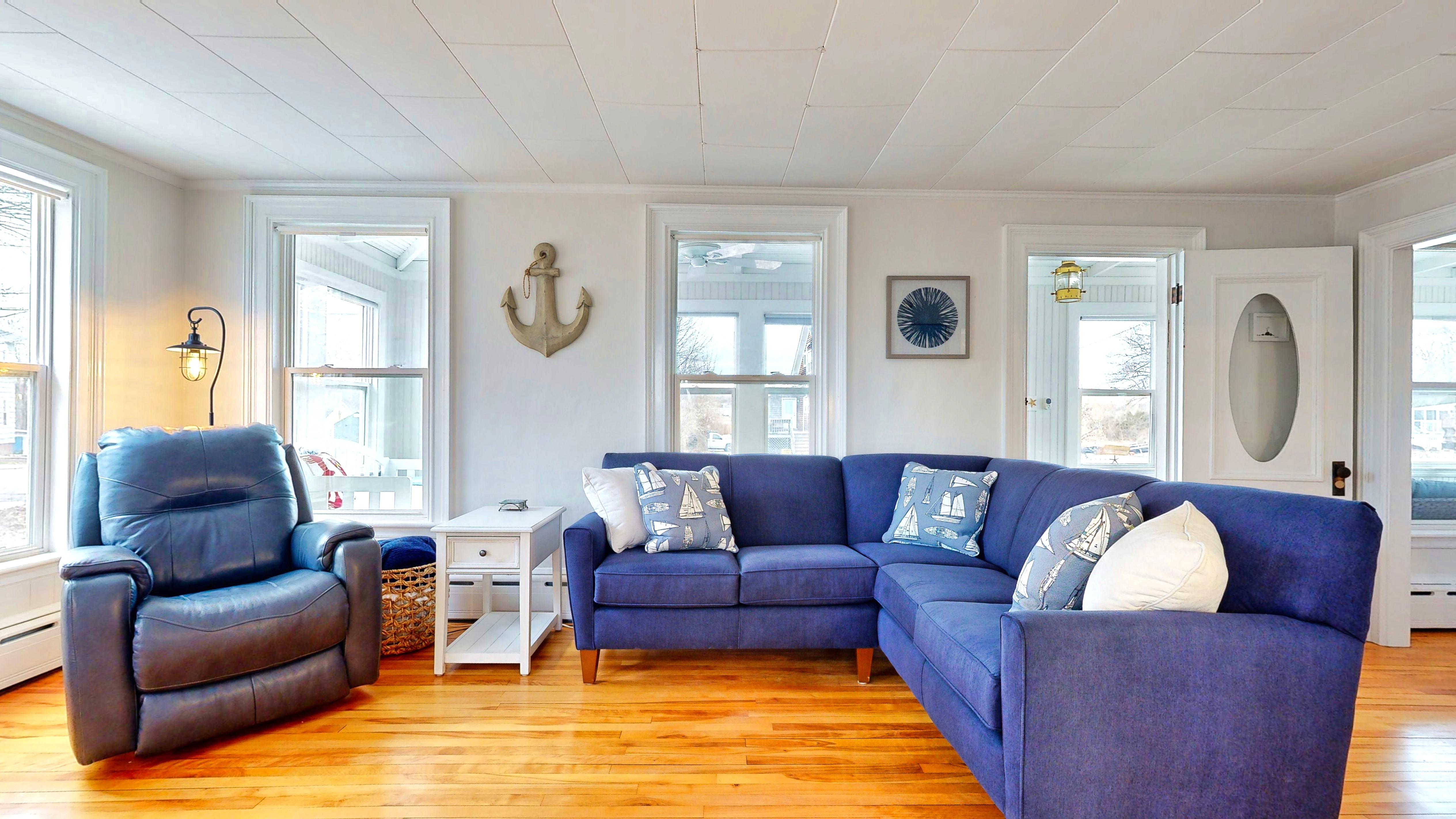 Driftwood Cottage – Pine Point Bliss