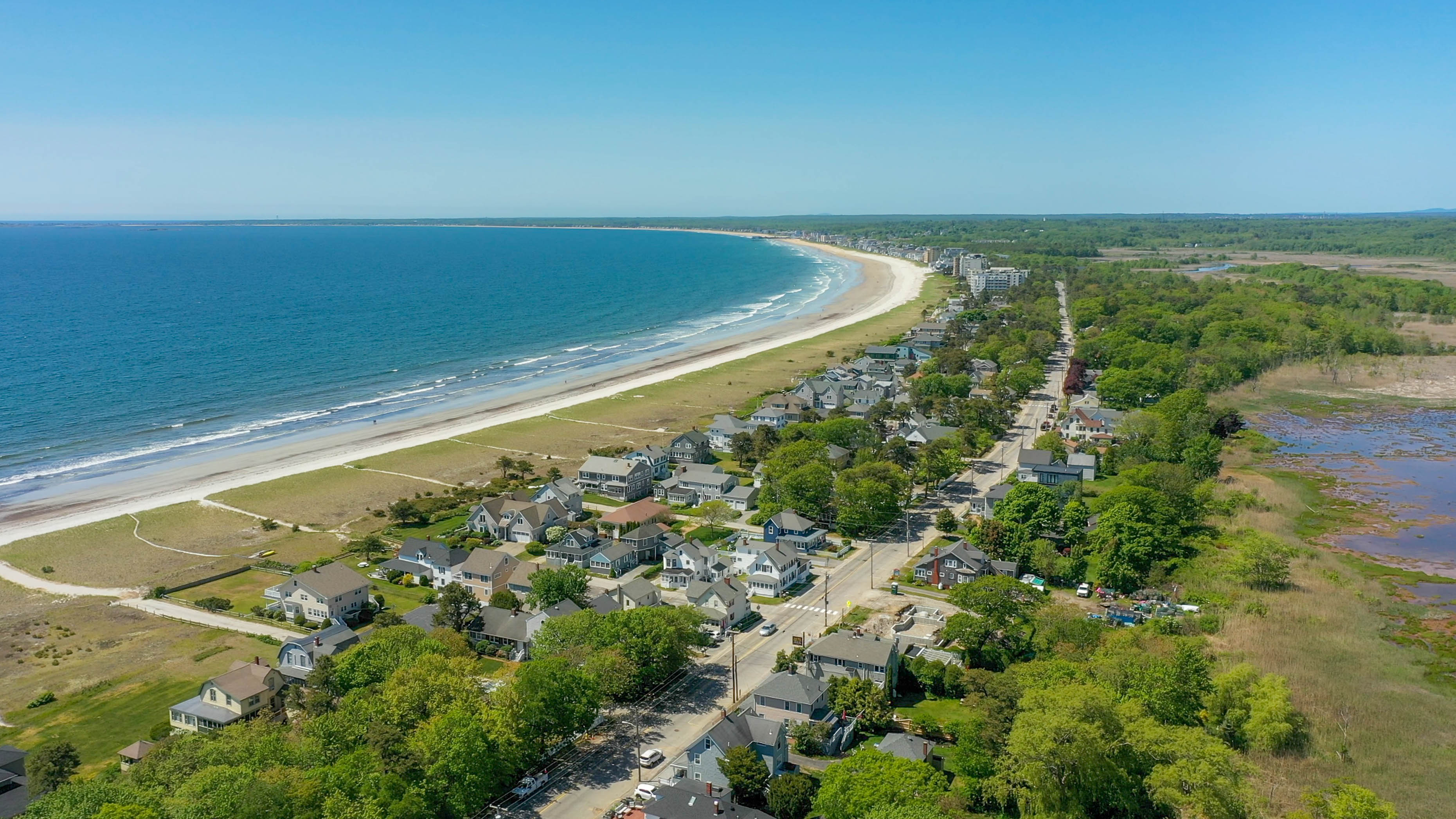 Driftwood Cottage – Pine Point Bliss