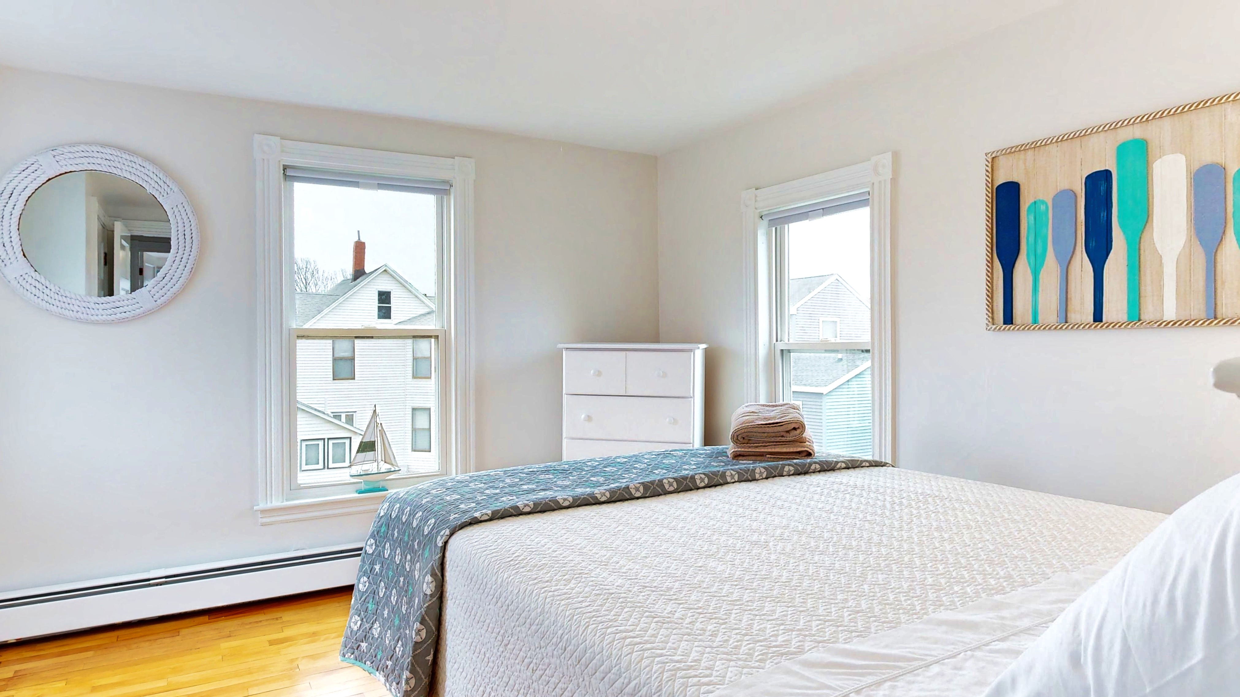 Driftwood Cottage – Pine Point Bliss